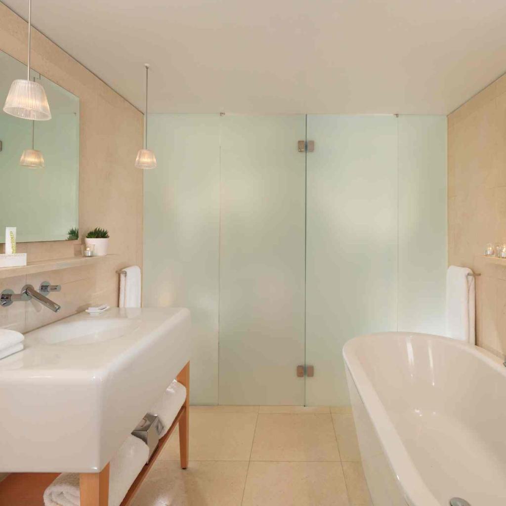St. Martin’s Lane Hotel Gallery | Morgans Originals