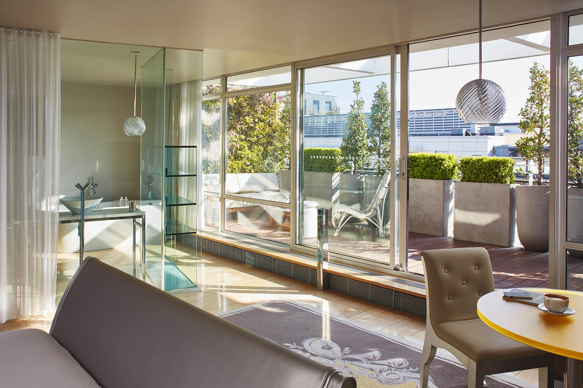 Rooms and Suites | Sanderson Hotel | Morgans Originals